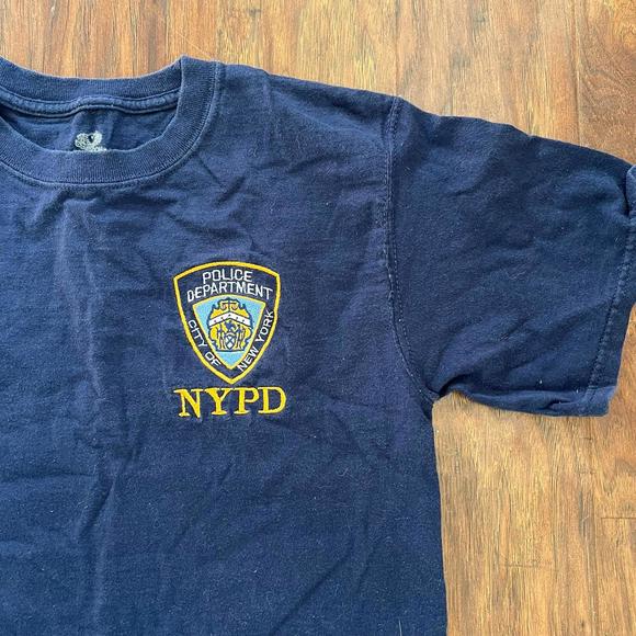 Fruit of the Loom | Shirts | Vintage Unisex Navy Blue Nypd Tshirt Size ...